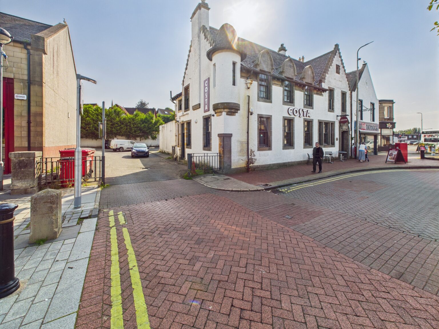 6 George Place, Bathgate, West Lothian - Shepherd Chartered Surveyors